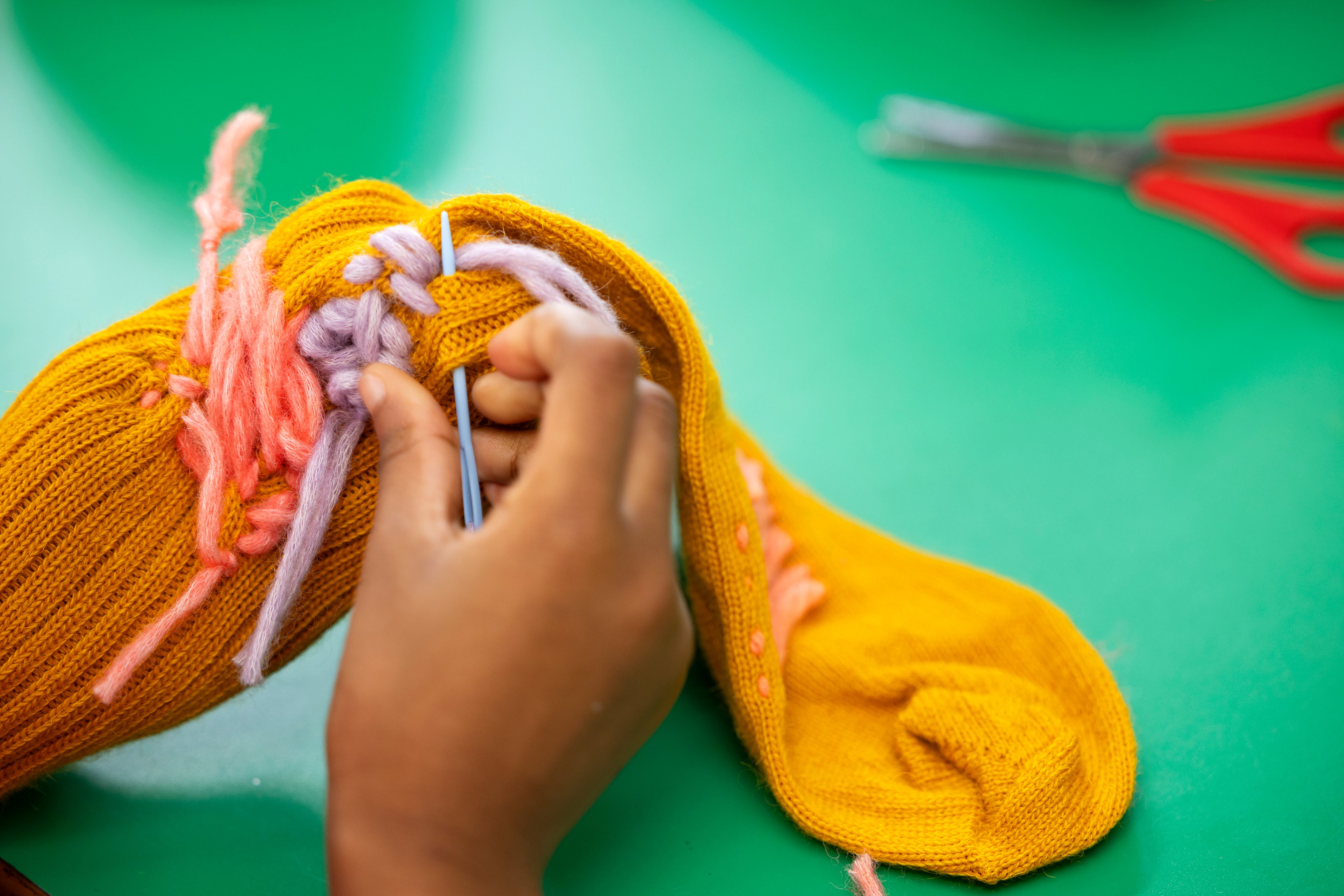 Celia Pym | On Mending: Stories of Damage and Repair – Quickthorn